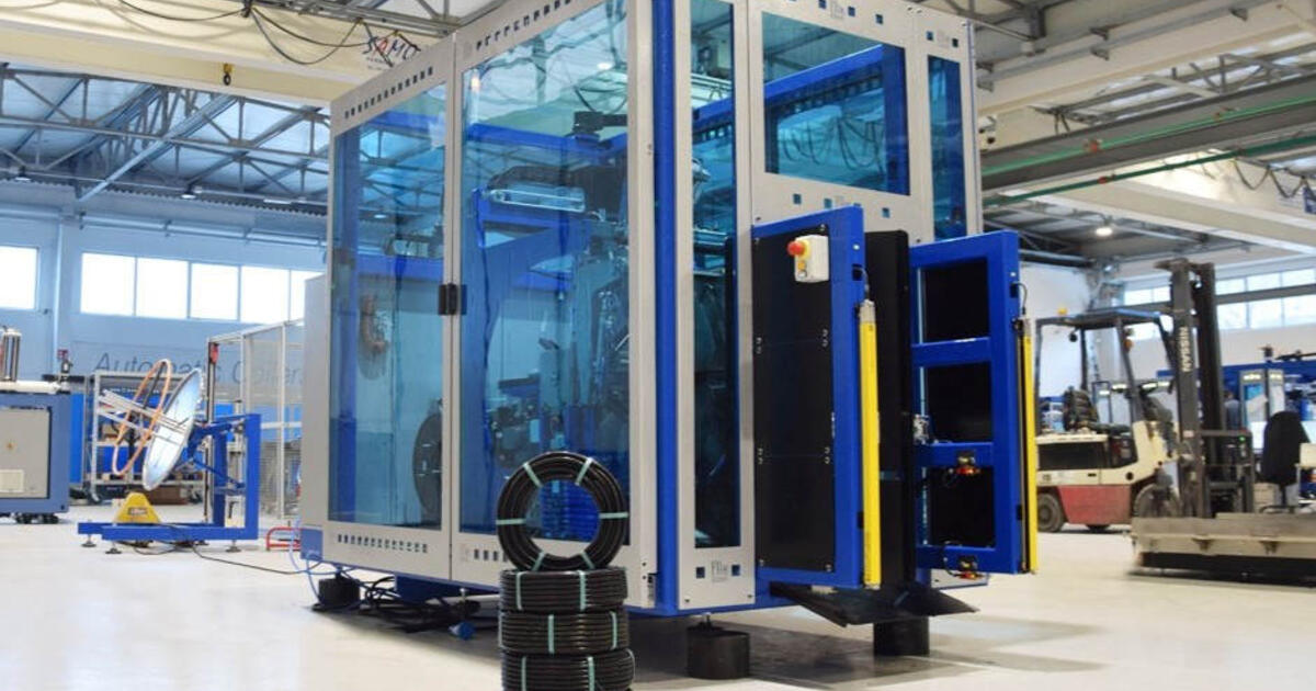 Compact dual-reel coiler | MACPLAS